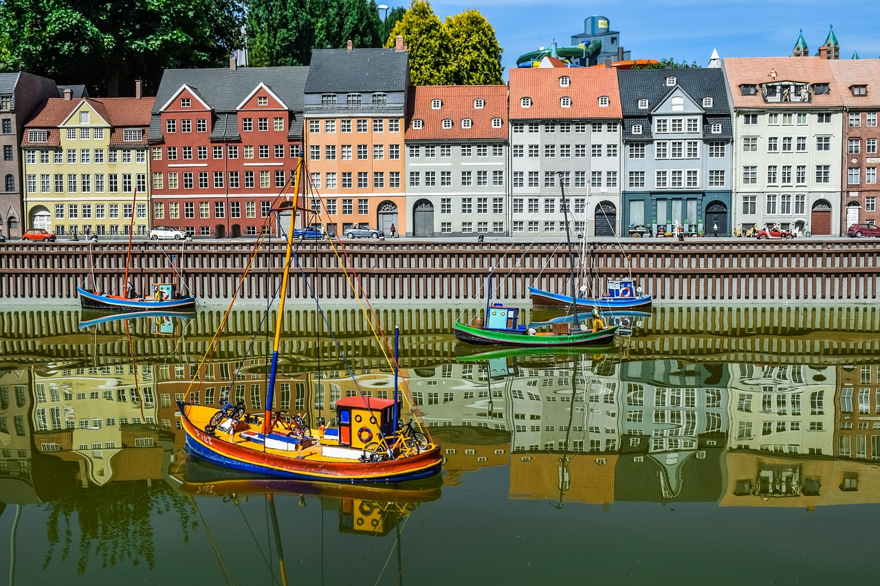 Danish Holiday Act - activpayroll
